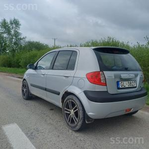 Hyundai Getz 2007 in Ogre, with an engine capacity of 1.50 L and mileage of 213 thousand km for 400 €, photo  on AUTOMOTO.COM.LV