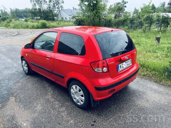 Red Hyundai Getz 2004 in Daugavpils, with an engine capacity of 1.10 L and mileage of 157 thousand km for 1750 €, photo 3 on AUTOMOTO.COM.LV