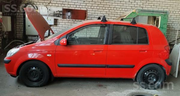Sarkans Hyundai Getz 2006 Rīga, ar dzinēja tilpumu 1.40 L un nobraukumu 147 tūkst. km par 400 €, foto 8 vietnē AUTOMOTO.COM.LV