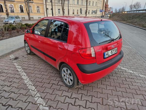 Red Hyundai Getz 2006 in Daugavpils, with an engine capacity of 1.40 L and mileage of 172 thousand km for 550 €, photo 4 on AUTOMOTO.COM.LV