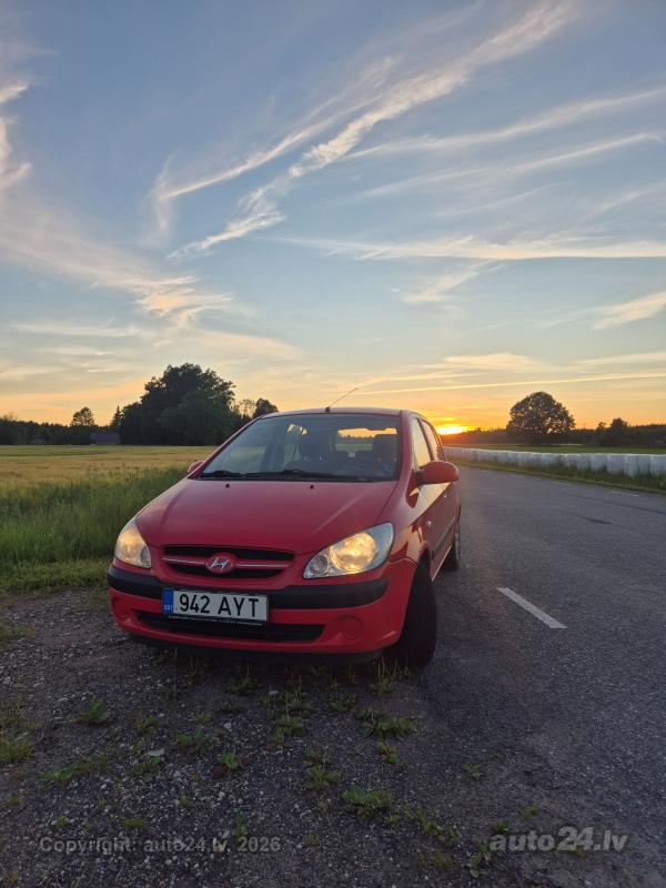 Red Hyundai Getz 2007 in Tallinn, with an engine capacity of 1.40 L and mileage of 213 thousand km for 2149 €, photo 1 on AUTOMOTO.COM.LV