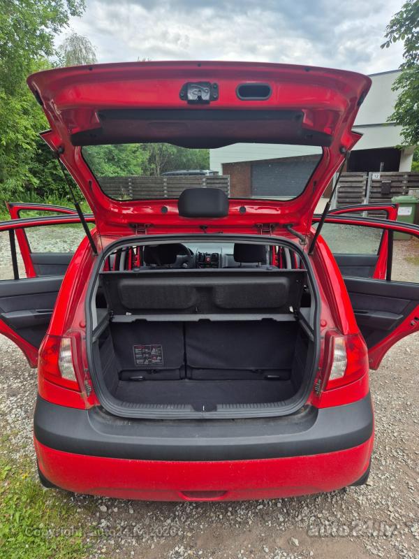 Red Hyundai Getz 2007 in Tallinn, with an engine capacity of 1.40 L and mileage of 213 thousand km for 2149 €, photo 6 on AUTOMOTO.COM.LV