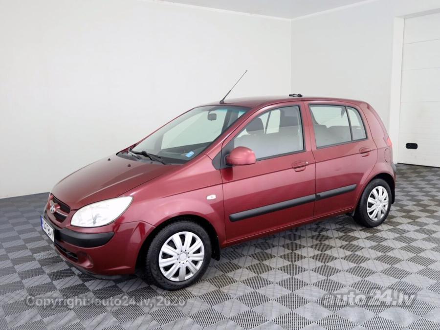 Red Hyundai Getz 2008 in Tallinn, with an engine capacity of 1.40 L and mileage of 61 thousand km for 2199 €, photo 2 on AUTOMOTO.COM.LV