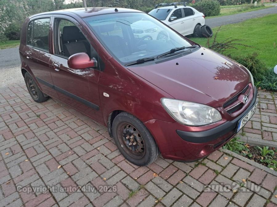 Red Hyundai Getz 2008 in Tartu, with an engine capacity of 1.40 L and mileage of 188 thousand km for 999 €, photo 2 on AUTOMOTO.COM.LV