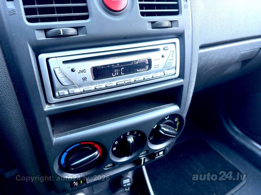 Sarkans Hyundai Getz 2008 Tallina, ar dzinēja tilpumu 1.40 L un nobraukumu 104 tūkst. km par 1499 €, foto 14 vietnē AUTOMOTO.COM.LV