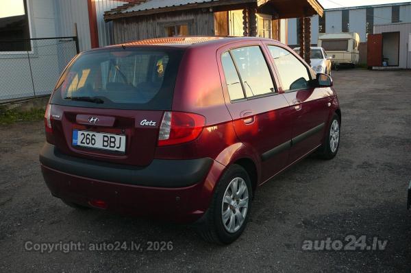Red Hyundai Getz 2008 in Johvi, with an engine capacity of 1.40 L and mileage of 136 thousand km for 1600 €, photo 3 on AUTOMOTO.COM.LV