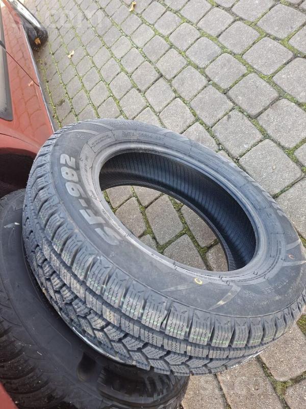 Sarkans Hyundai Getz 2006 Rīga, ar dzinēja tilpumu 1.40 L un nobraukumu 217 tūkst. km par 1550 €, foto 8 vietnē AUTOMOTO.COM.LV