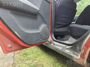 Красный Хендай Гетц 2007 в Тукумс, объемом двигателя 1.50 л и пробегом 250 тыс. км за 500 €, фото 12 на AUTOMOTO.COM.LV