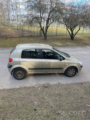 Dzeltens Hyundai Getz 2005 Rīga, ar dzinēja tilpumu 1.40 L un nobraukumu 231 tūkst. km par 950 €, foto 5 vietnē AUTOMOTO.COM.LV