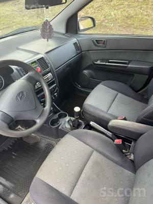 Dzeltens Hyundai Getz 2005 Rīga, ar dzinēja tilpumu 1.40 L un nobraukumu 231 tūkst. km par 950 €, foto 8 vietnē AUTOMOTO.COM.LV