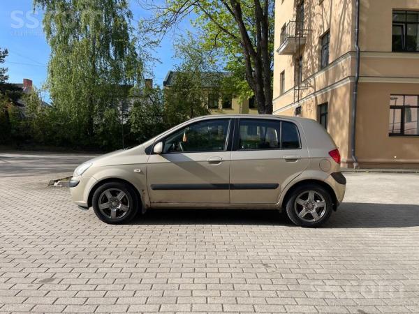 Dzeltens Hyundai Getz 2006 Rīga, ar dzinēja tilpumu 1.40 L un nobraukumu 183 tūkst. km par 1550 €, foto 5 vietnē AUTOMOTO.COM.LV