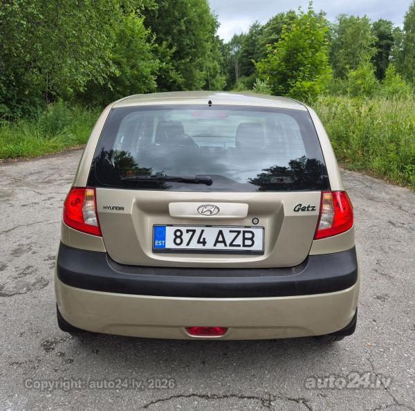 Yellow Hyundai Getz 2006 in Tallinn, with an engine capacity of 1.40 L and mileage of 118 thousand km for 1990 €, photo 6 on AUTOMOTO.COM.LV