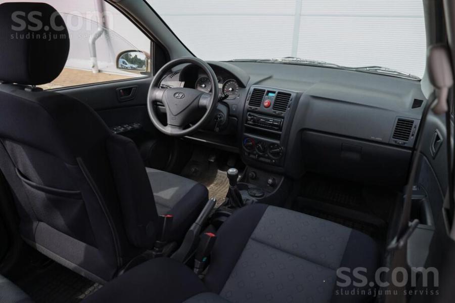 Yellow Hyundai Getz 2007 in Riga, with an engine capacity of 1.40 L and mileage of 0 thousand km for 995 €, photo 15 on AUTOMOTO.COM.LV