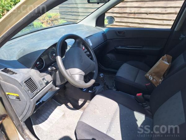 Dzeltens Hyundai Getz 2008 Rīga, ar dzinēja tilpumu 1.50 L un nobraukumu 270 tūkst. km par 850 €, foto 5 vietnē AUTOMOTO.COM.LV