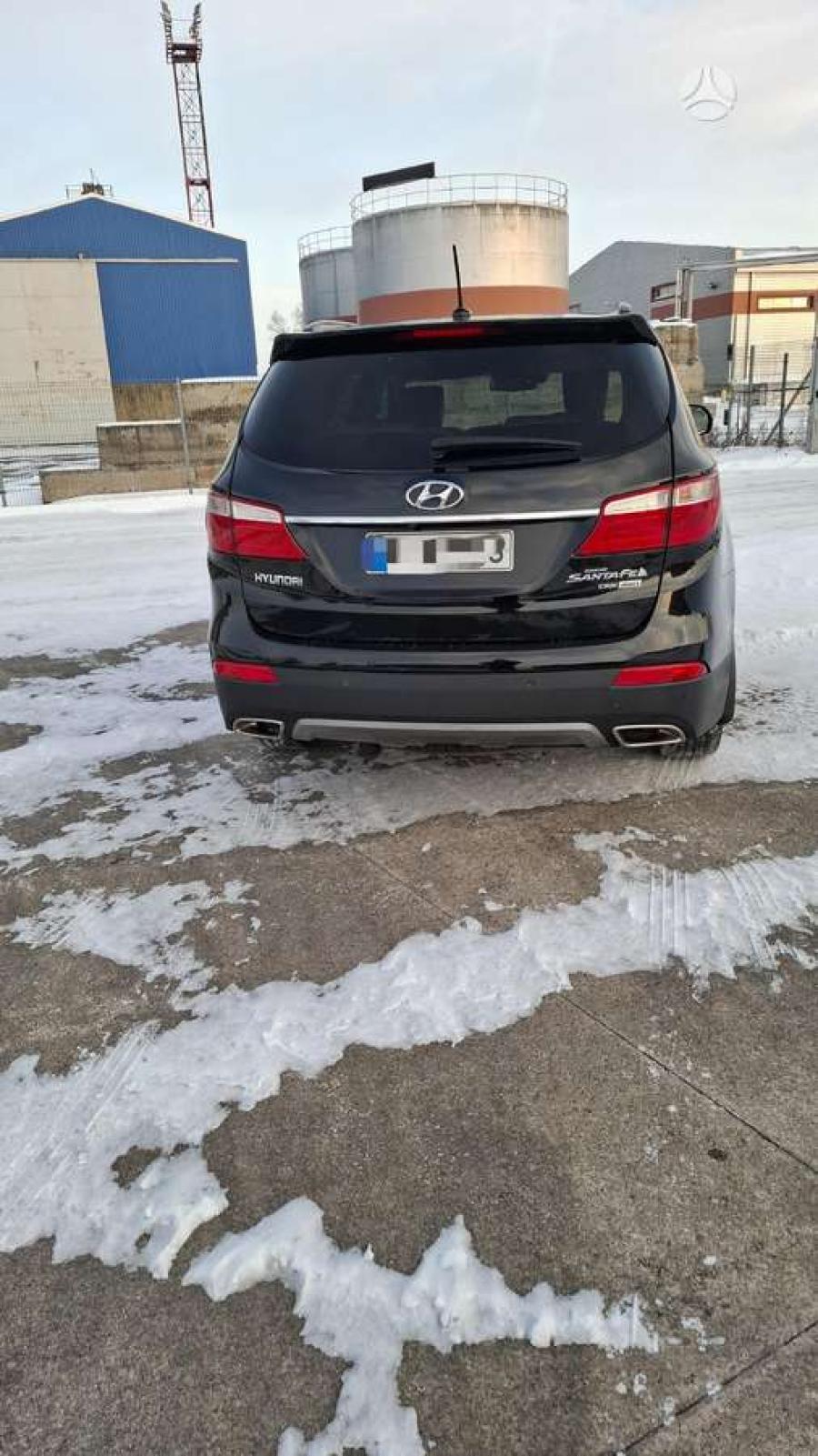 Black Hyundai Grand Santa Fe 2014 in Radviliskis, with an engine capacity of 2.20 L and mileage of 188 thousand km for 13500 €, photo 9 on AUTOMOTO.COM.LV