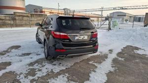 Black Hyundai Grand Santa Fe 2014 in Radviliskis, with an engine capacity of 2.20 L and mileage of 188 thousand km for 13500 €, photo 10 on AUTOMOTO.COM.LV