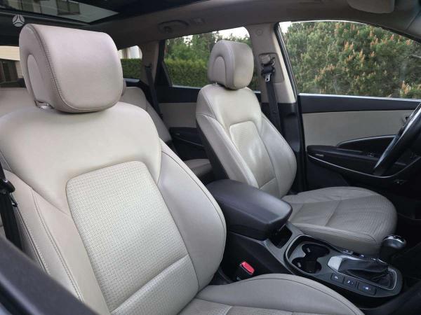 Brūns Hyundai Grand Santa Fe 2015 Utena, ar dzinēja tilpumu 2.20 L un nobraukumu 339 tūkst. km par 6900 €, foto 7 vietnē AUTOMOTO.COM.LV