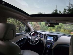 Brūns Hyundai Grand Santa Fe 2015 Utena, ar dzinēja tilpumu 2.20 L un nobraukumu 339 tūkst. km par 6900 €, foto 17 vietnē AUTOMOTO.COM.LV