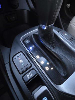 Brūns Hyundai Grand Santa Fe 2015 Utena, ar dzinēja tilpumu 2.20 L un nobraukumu 339 tūkst. km par 6900 €, foto 20 vietnē AUTOMOTO.COM.LV