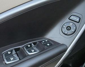 Brūns Hyundai Grand Santa Fe 2015 Utena, ar dzinēja tilpumu 2.20 L un nobraukumu 339 tūkst. km par 6900 €, foto 29 vietnē AUTOMOTO.COM.LV