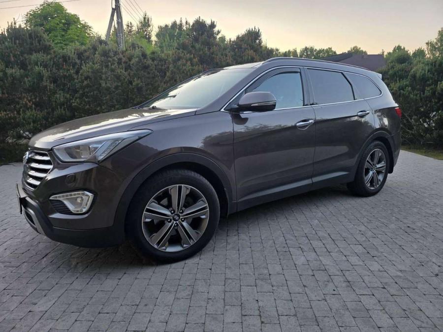 Brūns Hyundai Grand Santa Fe 2015 Utena, ar dzinēja tilpumu 2.20 L un nobraukumu 339 tūkst. km par 6900 €, foto 32 vietnē AUTOMOTO.COM.LV