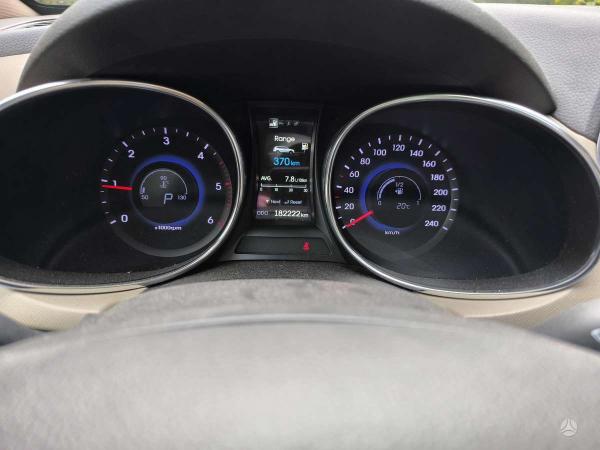 Brūns Hyundai Grand Santa Fe 2015 Viļņa, ar dzinēja tilpumu 2.20 L un nobraukumu 182 tūkst. km par 11500 €, foto 10 vietnē AUTOMOTO.COM.LV