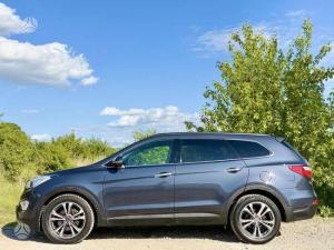 Hyundai Grand Santa Fe 2014 in Siauliai, with an engine capacity of 2.20 L and mileage of 220 thousand km for 15750 €, photo 14 on AUTOMOTO.COM.LV