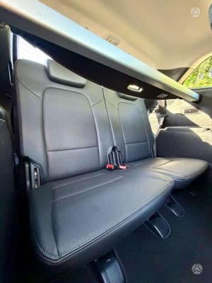 Hyundai Grand Santa Fe 2014 in Siauliai, with an engine capacity of 2.20 L and mileage of 220 thousand km for 15750 €, photo 27 on AUTOMOTO.COM.LV