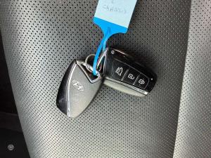 Grey Hyundai Grand Santa Fe 2015 in Raseiniai, with an engine capacity of 2.20 L and mileage of 201 thousand km for 11300 €, photo 21 on AUTOMOTO.COM.LV