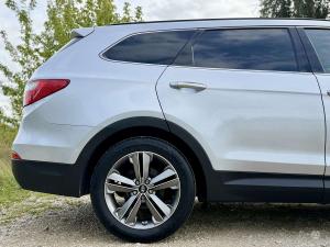 Pelēks Hyundai Grand Santa Fe 2015 Šauļi, ar dzinēja tilpumu 2.20 L un nobraukumu 257 tūkst. km par 15450 €, foto 10 vietnē AUTOMOTO.COM.LV