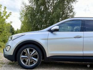 Pelēks Hyundai Grand Santa Fe 2015 Šauļi, ar dzinēja tilpumu 2.20 L un nobraukumu 257 tūkst. km par 15450 €, foto 12 vietnē AUTOMOTO.COM.LV