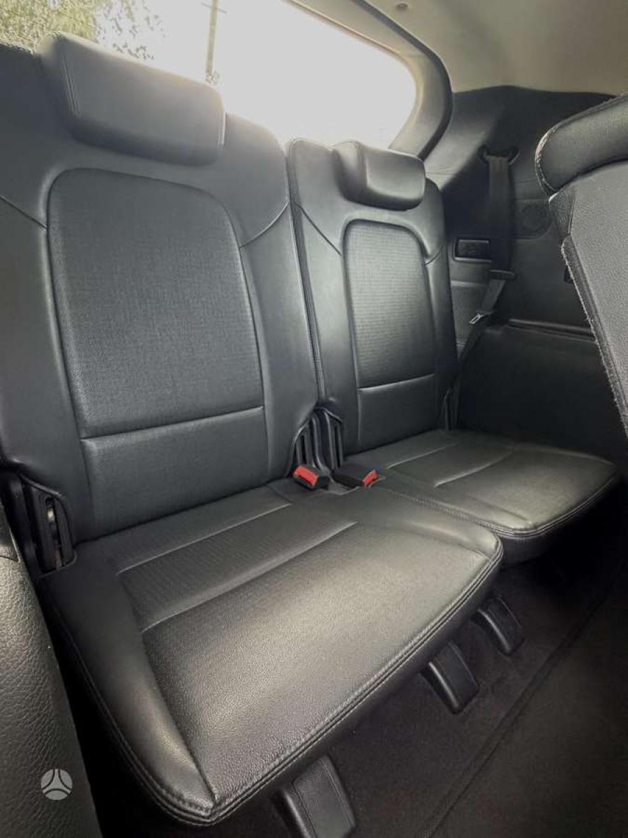 Pelēks Hyundai Grand Santa Fe 2015 Šauļi, ar dzinēja tilpumu 2.20 L un nobraukumu 257 tūkst. km par 15450 €, foto 33 vietnē AUTOMOTO.COM.LV