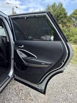 Pelēks Hyundai Grand Santa Fe 2015 Šauļi, ar dzinēja tilpumu 2.20 L un nobraukumu 257 tūkst. km par 15450 €, foto 42 vietnē AUTOMOTO.COM.LV