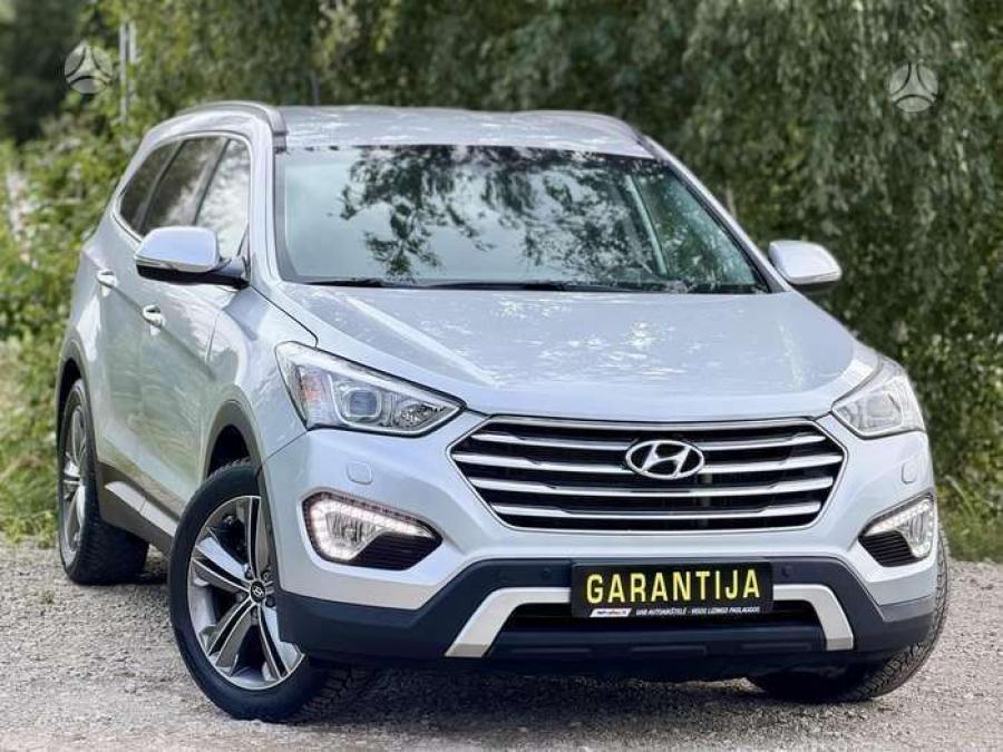 Pelēks Hyundai Grand Santa Fe 2015 Šauļi, ar dzinēja tilpumu 2.20 L un nobraukumu 257 tūkst. km par 15450 €, foto 1 vietnē AUTOMOTO.COM.LV