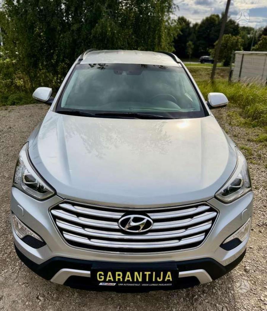 Pelēks Hyundai Grand Santa Fe 2015 Šauļi, ar dzinēja tilpumu 2.20 L un nobraukumu 257 tūkst. km par 15450 €, foto 22 vietnē AUTOMOTO.COM.LV