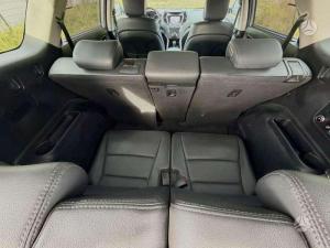 Pelēks Hyundai Grand Santa Fe 2015 Šauļi, ar dzinēja tilpumu 2.20 L un nobraukumu 257 tūkst. km par 15450 €, foto 36 vietnē AUTOMOTO.COM.LV