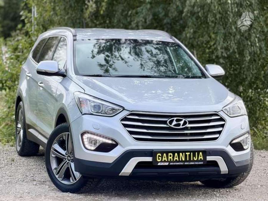 Pelēks Hyundai Grand Santa Fe 2015 Šauļi, ar dzinēja tilpumu 2.20 L un nobraukumu 257 tūkst. km par 15450 €, foto 1 vietnē AUTOMOTO.COM.LV