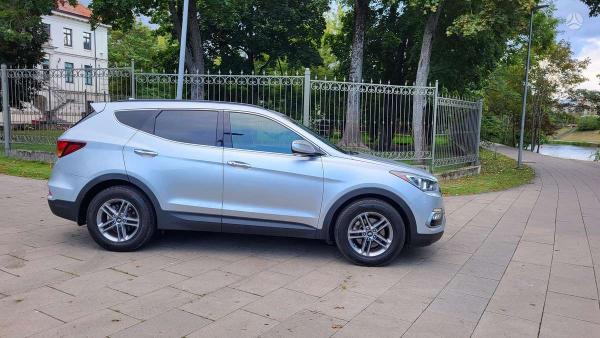 Pelēks Hyundai Grand Santa Fe 2018 Viļņa, ar dzinēja tilpumu 2.40 L un nobraukumu 86 tūkst. km par 14800 €, foto 7 vietnē AUTOMOTO.COM.LV