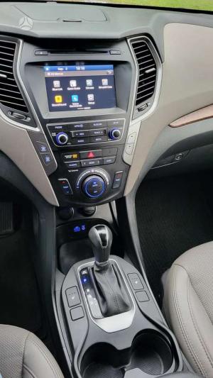 Pelēks Hyundai Grand Santa Fe 2018 Viļņa, ar dzinēja tilpumu 2.40 L un nobraukumu 86 tūkst. km par 14800 €, foto 13 vietnē AUTOMOTO.COM.LV