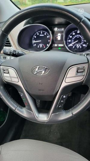 Pelēks Hyundai Grand Santa Fe 2018 Viļņa, ar dzinēja tilpumu 2.40 L un nobraukumu 86 tūkst. km par 14800 €, foto 14 vietnē AUTOMOTO.COM.LV