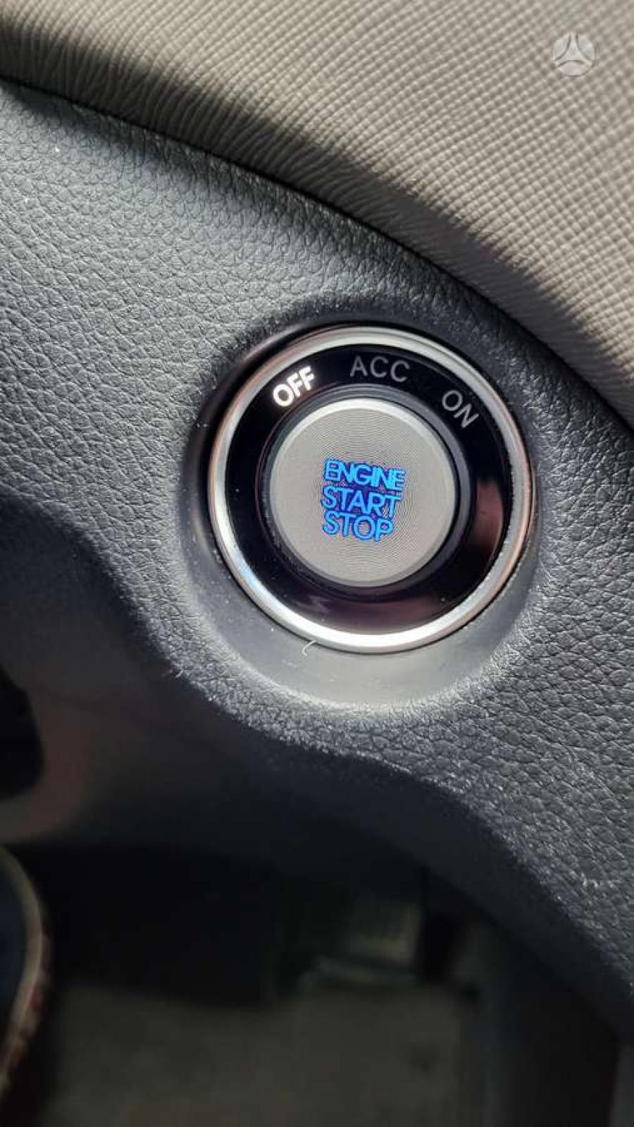 Pelēks Hyundai Grand Santa Fe 2018 Viļņa, ar dzinēja tilpumu 2.40 L un nobraukumu 86 tūkst. km par 14800 €, foto 22 vietnē AUTOMOTO.COM.LV