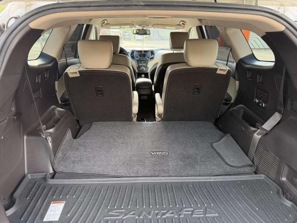 Balts Hyundai Grand Santa Fe 2014 Marijampole, ar dzinēja tilpumu 3.34 L un nobraukumu 152 tūkst. km par 10200 €, foto 8 vietnē AUTOMOTO.COM.LV