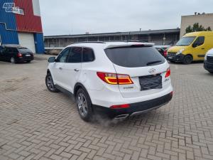White Hyundai Grand Santa Fe 2015 in Alytus, with an engine capacity of 3.30 L and mileage of 84 thousand km for 13150 €, photo 7 on AUTOMOTO.COM.LV