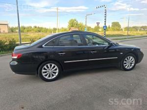 Melns Hyundai Grandeur 2010 Daugavpils, ar dzinēja tilpumu 2.20 L un nobraukumu 292 tūkst. km par 3400 €, foto 6 vietnē AUTOMOTO.COM.LV