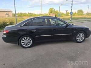 Melns Hyundai Grandeur 2010 Daugavpils, ar dzinēja tilpumu 2.20 L un nobraukumu 292 tūkst. km par 3400 €, foto 10 vietnē AUTOMOTO.COM.LV