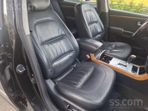 Melns Hyundai Grandeur 2010 Daugavpils, ar dzinēja tilpumu 2.20 L un nobraukumu 292 tūkst. km par 3400 €, foto 16 vietnē AUTOMOTO.COM.LV