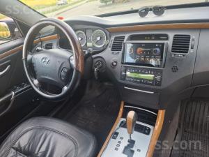Melns Hyundai Grandeur 2010 Daugavpils, ar dzinēja tilpumu 2.20 L un nobraukumu 292 tūkst. km par 3400 €, foto 17 vietnē AUTOMOTO.COM.LV