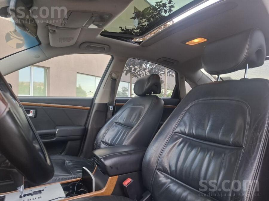 Melns Hyundai Grandeur 2010 Daugavpils, ar dzinēja tilpumu 2.20 L un nobraukumu 292 tūkst. km par 3400 €, foto 23 vietnē AUTOMOTO.COM.LV