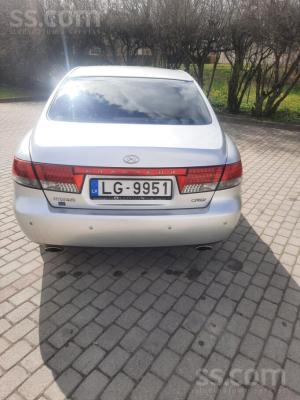 Pelēks Hyundai Grandeur 2007 Dobele, ar dzinēja tilpumu 2.20 L un nobraukumu 250 tūkst. km par 5000 €, foto 11 vietnē AUTOMOTO.COM.LV