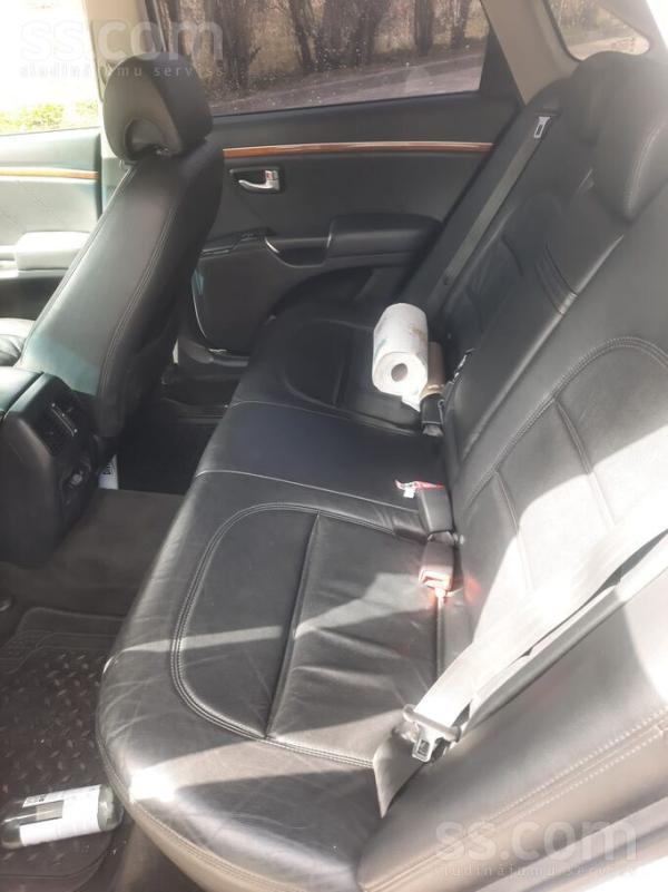 Hyundai Grandeur 2007 in Dobele, with an engine capacity of 2.20 L and mileage of 250 thousand km for 3800 €, photo 7 on AUTOMOTO.COM.LV